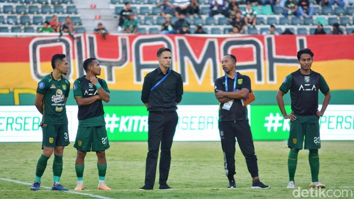 Liga 1: LIB Majukan Jadwal Persebaya Vs Persik Jadi 28 April 2024 Liga 1: LIB Majukan Jadwal Persebaya Vs Persik Jadi 28 April 2024