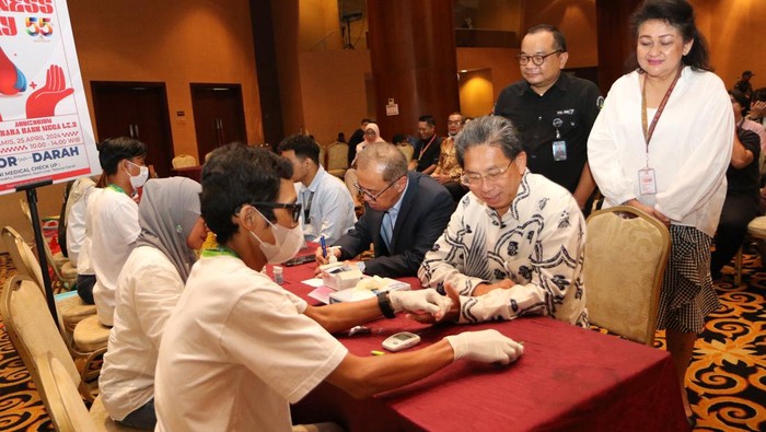 Rayakan HUT ke-55, Bank Mega Gelar Donor Darah hingga Mini MCU