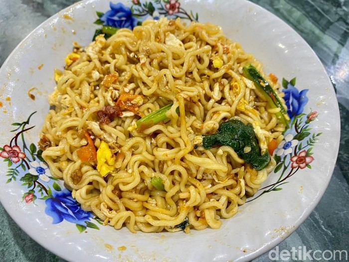 10 Warmindo Terenak di Jakarta, Menunya Mie Bangladesh hingga Mie Halte