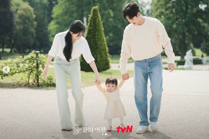 Queen of Tears Cetak Rekor Jadi Drakor Rating Tertinggi, Begini Endingnya