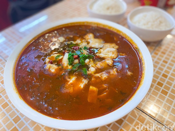 Slurpp! Di Sini Ada Sup Ikan Suan Cai Yu yang Harganya Terjangkau