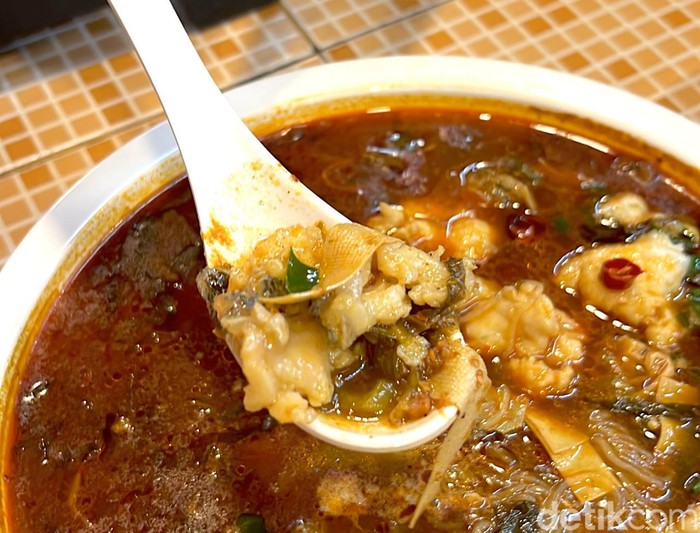 Slurpp Di Sini Ada Sup Ikan Suan Cai Yu Yang Harganya Terjangkau