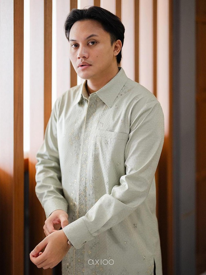 Intip Prosesi Pengajian Rizky Febian Jelang Nikahi Mahalini