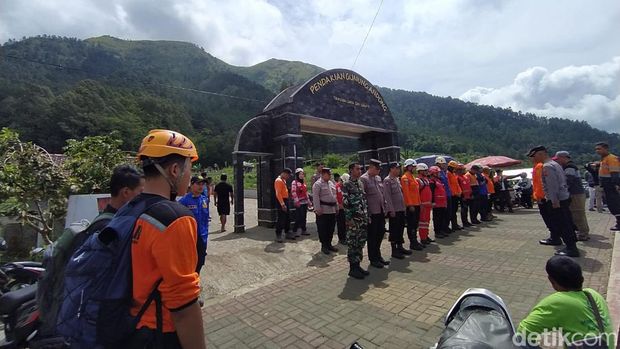 Pendaki Gunung Andong Magelang Jatuh Ke Jurang Kedalaman 150 Meter