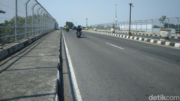 Menyusuri Jejak TKP Pembunuhan Vina dan Eky di Cirebon Menyusuri Jejak TKP Pembunuhan Vina dan Eky di Cirebon