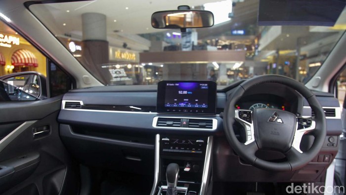 Lihat Lebih Dekat Xpander Cross dan Pajero Sport Elite Limited Edition