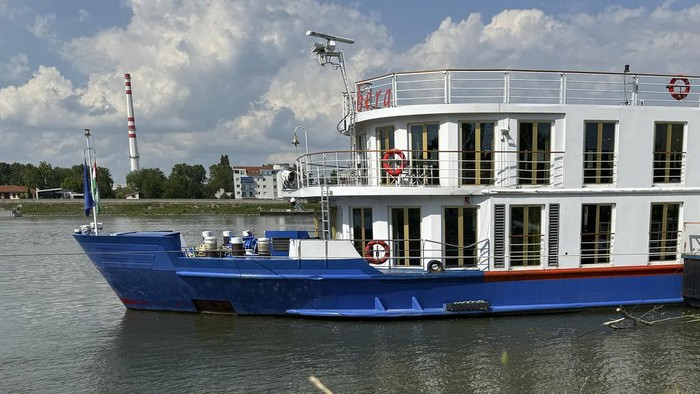 Kondisi Kapal Pesiar Usai Tabrakan dengan Perahu di Sungai Danube Kondisi Kapal Pesiar Usai Tabrakan dengan Perahu di Sungai Danube