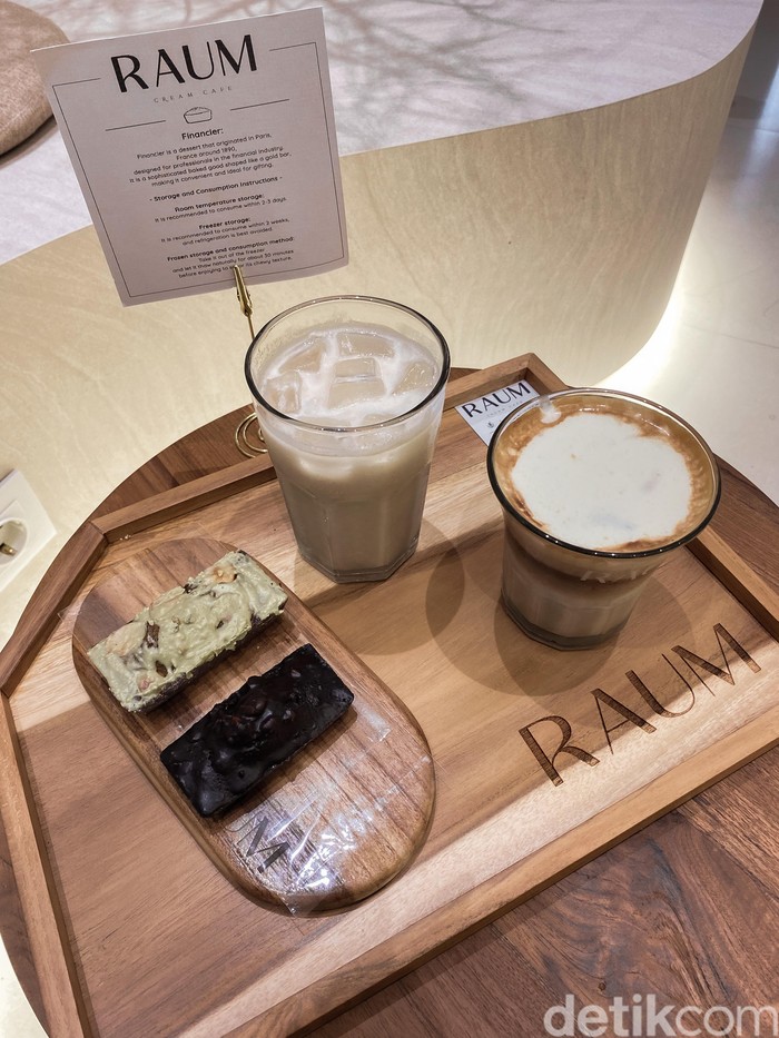 Kafe di PIK yang Punya Cream Coffee Enak Dilayani Barista Mirip Aktor Korea
