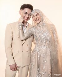 7 Potret Sean Ivan, Adik Kandung yang Sering Dikira Pacar Irish Bella