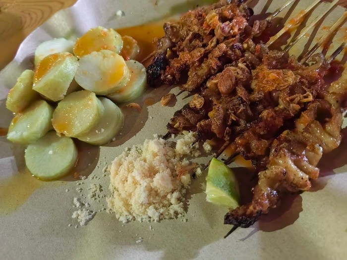 20 Sate Asin Pedas yang Rasanya Nampol