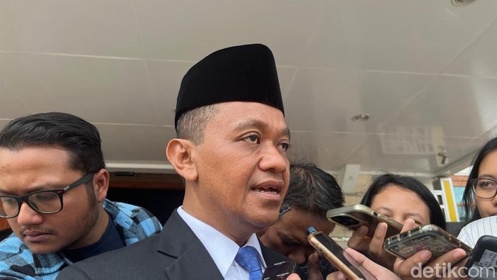 Bahlil Mau Buka-bukaan soal Tambang buat Ormas Hari Ini! Bahlil Mau Buka-bukaan soal Tambang buat Ormas Hari Ini!