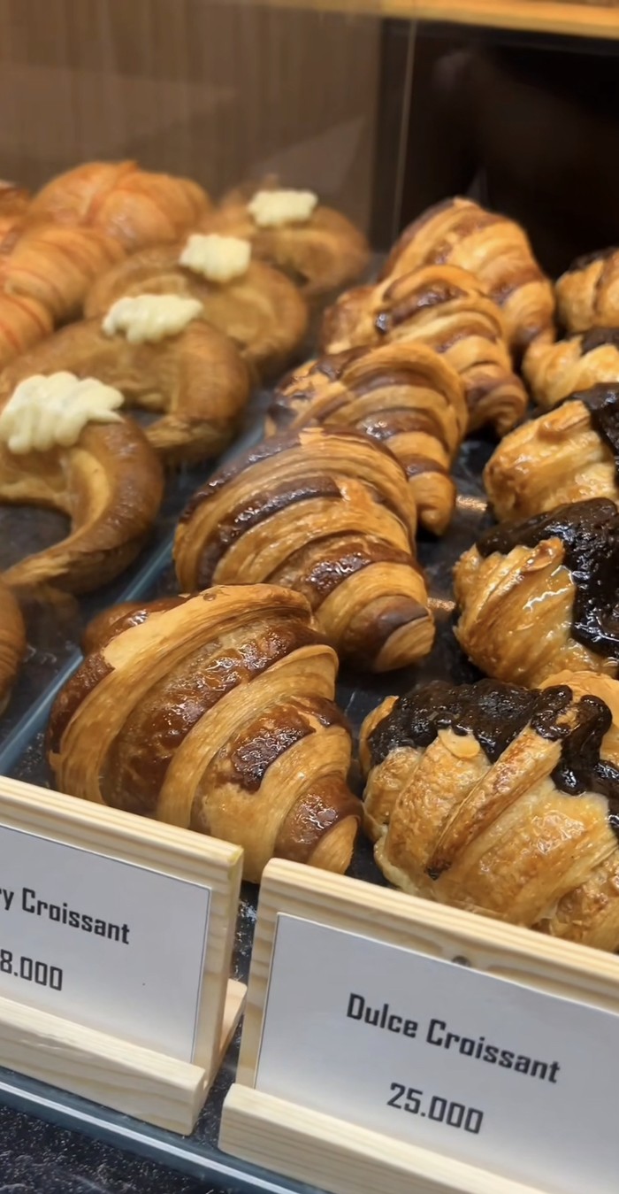 Aneka Pastry di Circles Bakery Jogja yang Dituduh Plagiat Bakery di ...