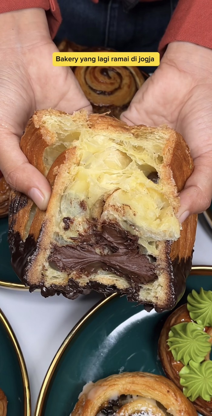 Aneka Pastry di Circles Bakery Jogja yang Dituduh Plagiat Bakery di ...