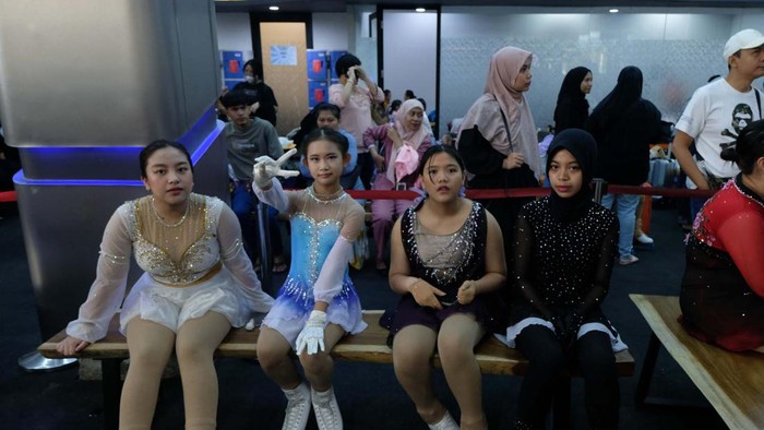 Ratusan Atlet Ramaikan Indonesia Ice Skating Open 2024
