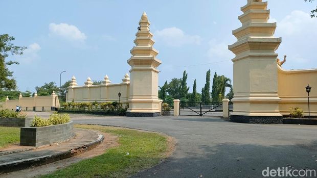 Pemkot Solo Pakai Dana Hibah UEA Rp 15 M buat Menata TMP Kusuma Bhakti Pemkot Solo Pakai Dana Hibah UEA Rp 15 M buat Menata TMP Kusuma Bhakti