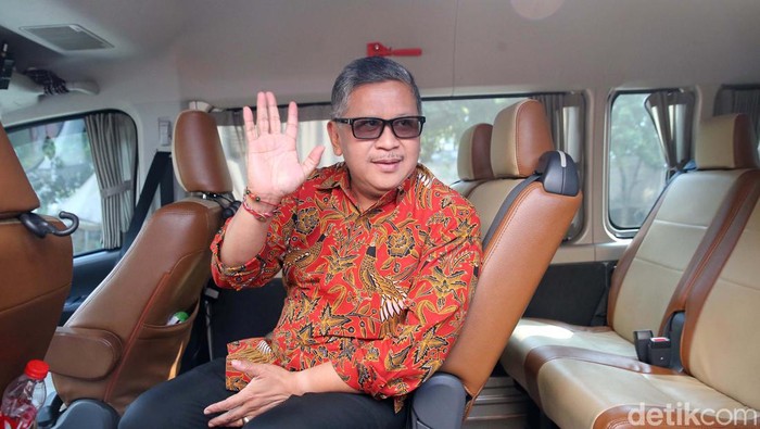 Klaim Hasto soal Jokowi Mau Jadi Ketum PDIP Ditepis Projo Klaim Hasto soal Jokowi Mau Jadi Ketum PDIP Ditepis Projo