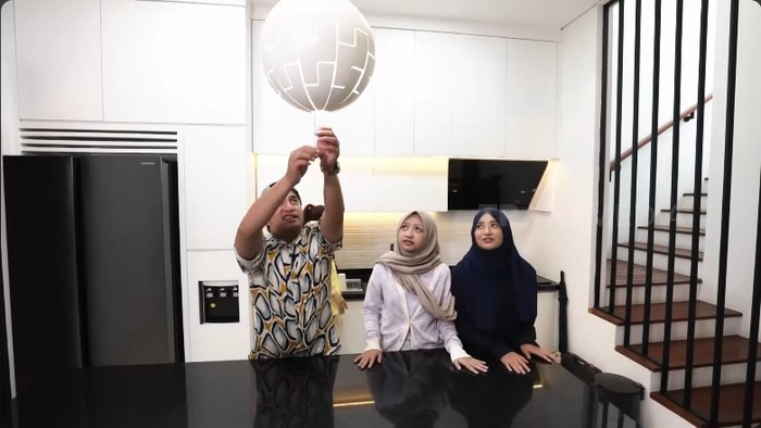 Arafah Rianti Pamer Rumah Baru, Ini Tampilan Dapur Minimalisnya
