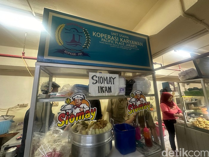 Makan Hemat di Kantin Mall SCBD, Modal Rp 15 Ribu Sudah Kenyang!