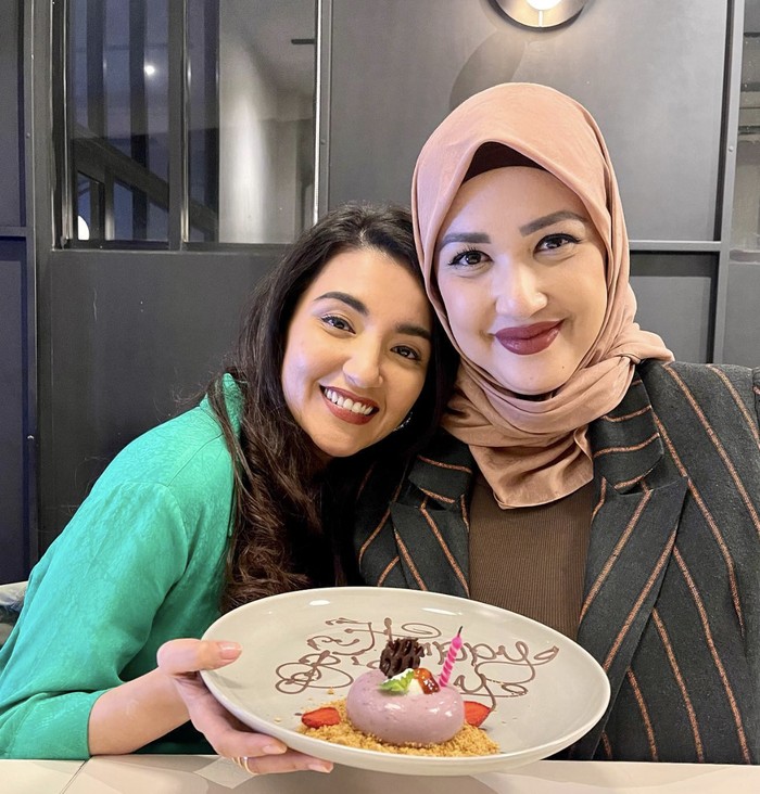 Keseruan Tsania Marwa Saat Rayakan Ultah dan Makan Bareng Keluarga