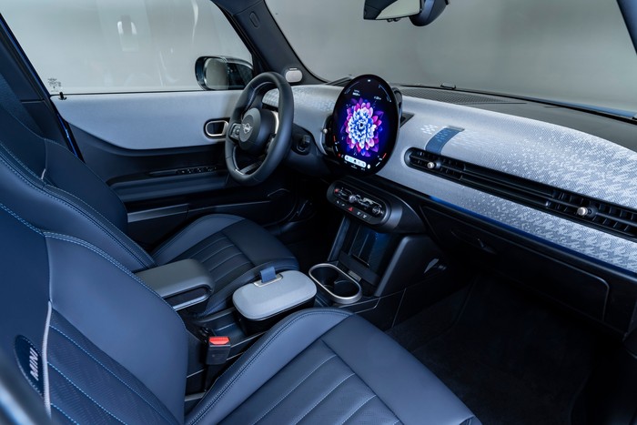 MINI Cooper S 5 Pintu Nih...