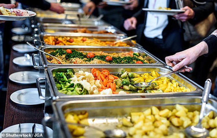 10 Tanda Restoran dengan Makanan Tak Enak dan Pelayanan Buruk