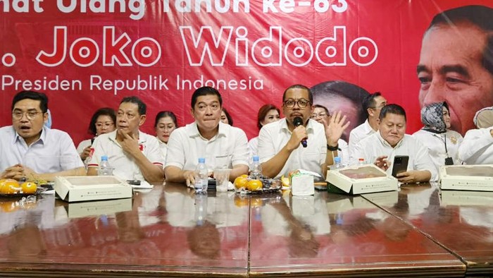 Kala Rumah Juang Relawan Jokowi-PSI Syukuran Bersama Kala Rumah Juang Relawan Jokowi-PSI Syukuran Bersama
