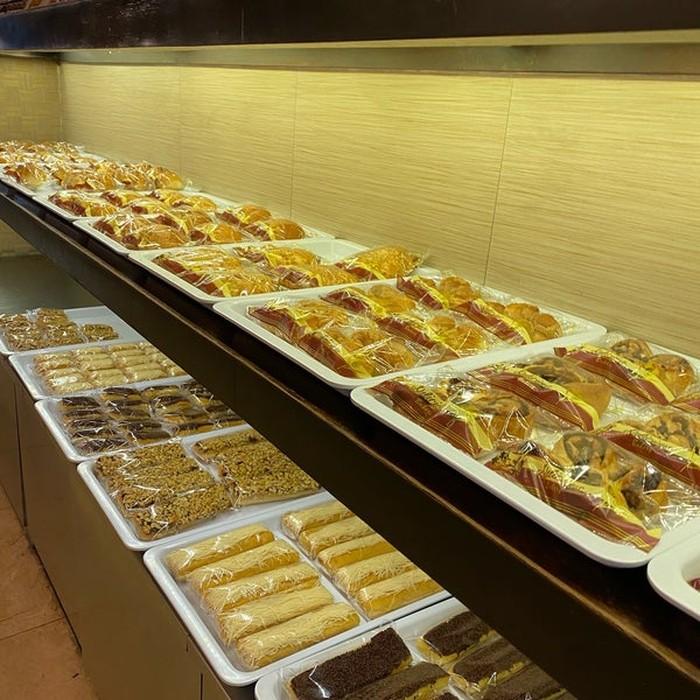 Legendaris! 8 Toko Roti Jadul di Jakarta yang Bertahan Puluhan Tahun