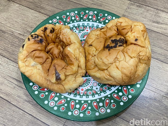 Empuk Wangi Roti Jadul di Pasar Baru yang Populer Sejak Tahun 80-an