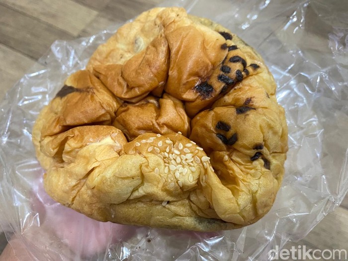 Empuk Wangi Roti Jadul di Pasar Baru yang Populer Sejak Tahun 80-an