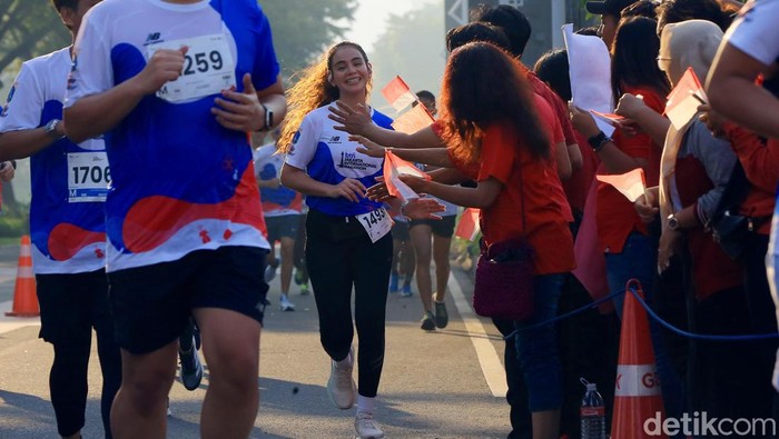 Potret Keseruan BTN Jakarta International Marathon 2024