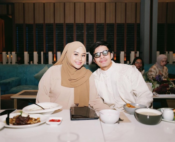 Potret Aurel Hermansyah Saat Kulineran Bareng Keluarga hingga Prabowo