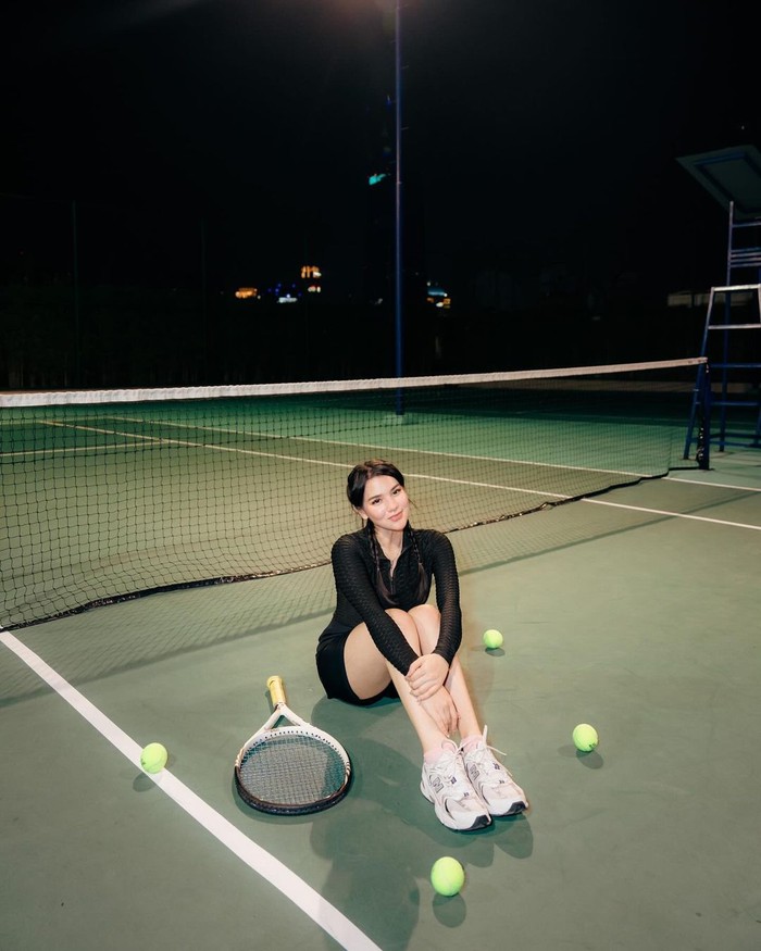 Jangan Emosi Lagi, Ini 7 Potret Davina Karamoy di Lapangan Tenis Jangan Emosi Lagi, Ini 7 Potret Davina Karamoy di Lapangan Tenis