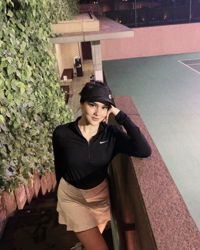 Jangan Emosi Lagi, Ini 7 Potret Davina Karamoy di Lapangan Tenis Jangan Emosi Lagi, Ini 7 Potret Davina Karamoy di Lapangan Tenis