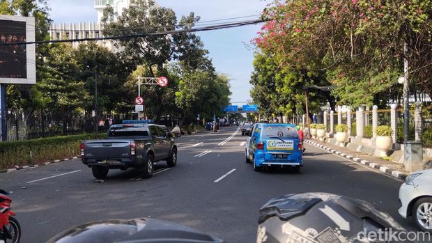 Massa Buruh Tolak Tapera di Kemenkeu Bubar, Jalan Dr Wahidin Kembali Dibuka Massa Buruh Tolak Tapera di Kemenkeu Bubar, Jalan Dr Wahidin Kembali Dibuka
