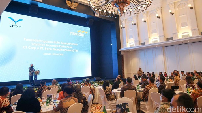 Sah! CT Corp-Bank Mandiri Kerja Sama Layanan Transaksi Perbankan