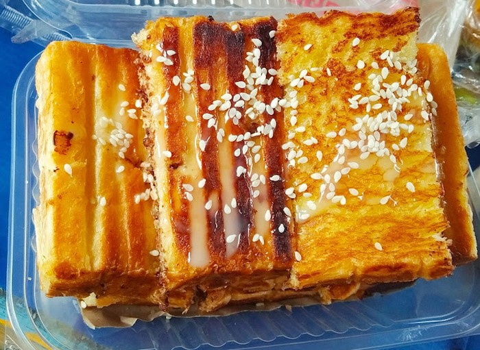 Renyah Enak! 20 Roti Goreng Rp 3.000-an Ada di Sini