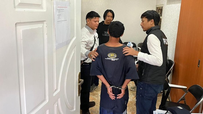 Pemutilasi Pria Berkumis di Garut Alami Gangguan Jiwa Pemutilasi Pria Berkumis di Garut Alami Gangguan Jiwa