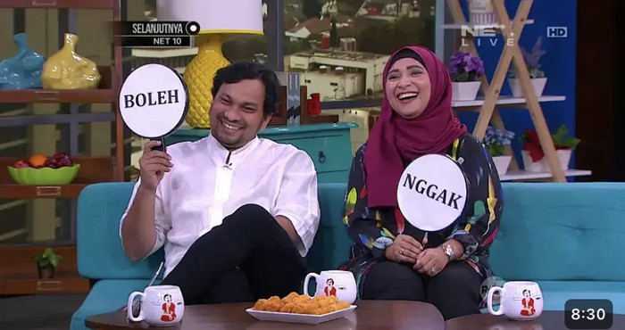 Gaya Dr Tompi Cicip Seafood Panggang hingga Nasi Tumpeng