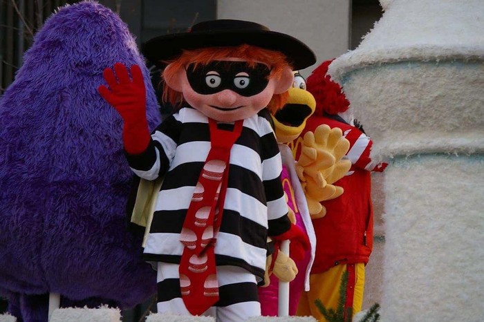 Bikin Nostalgia! 10 Maskot Restoran Cepat Saji yang Ikonik