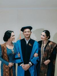 Azriel Hermansyah Wisuda S1 Bikin Haru Didampingi Kris Dayanti dan Ashanty