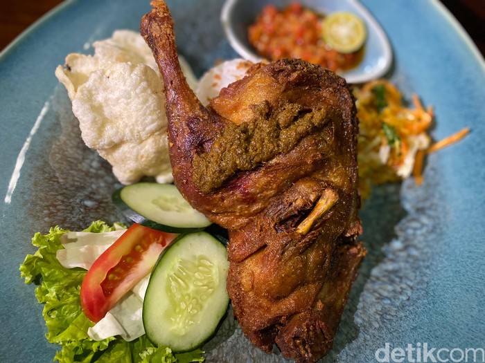 Resto Anyar di Jaksel Ini Punya Makanan Enak dan Asyik Buat Hangout