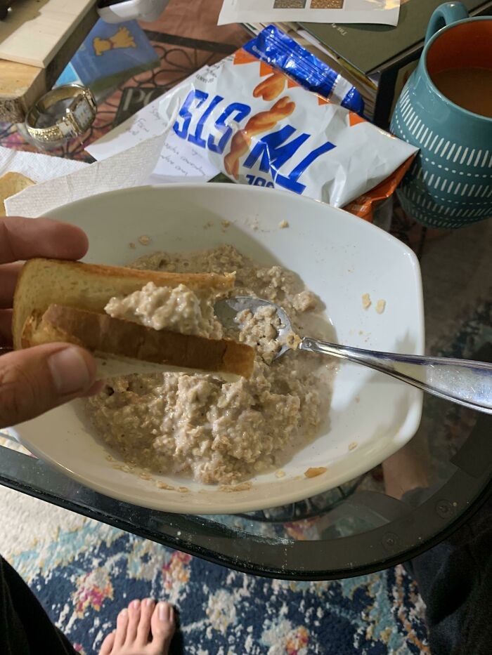 10 Penyajian Makanan Aneh yang Bikin Orang Keheranan