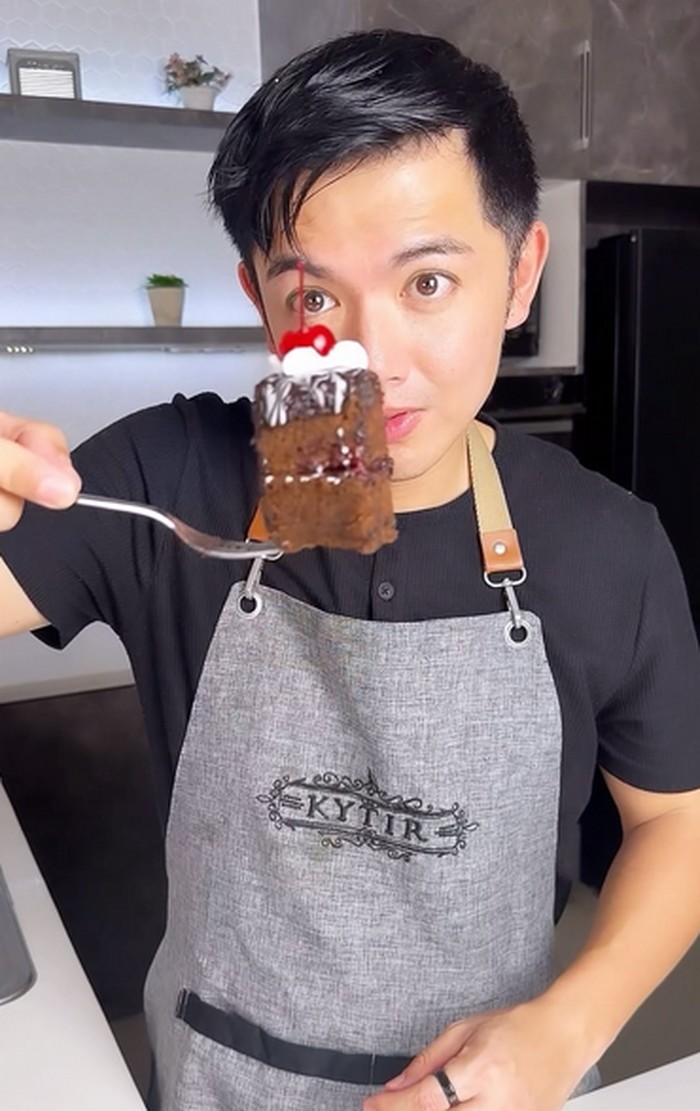 Nicky Tirta Eksplor Kuliner di Korea hingga Kamboja, Ini Potretnya!