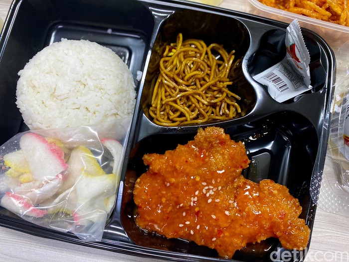 Intip Menu Sarapan Rp 10.000 yang Viral, Ada Apa Aja?