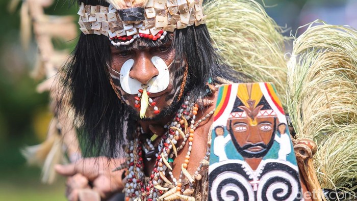 Masyarakat Suku Awyu dan Moi Gelar Aksi di Depan Gedung MA