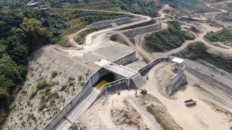 Dirut Waskita Cek Progres Bendungan Jlantah dan Jragung di Jateng Dirut Waskita Cek Progres Bendungan Jlantah dan Jragung di Jateng