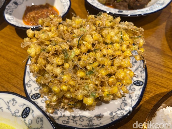 Nikmatnya Tuna Belly Bakar hingga Wagyu Bumbu RW di Resto Manado Ini