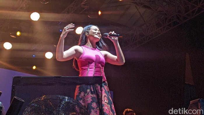 10 Potret Rendezvous 2024, Pensi Karya Anak SMA Labschool Cirendeu