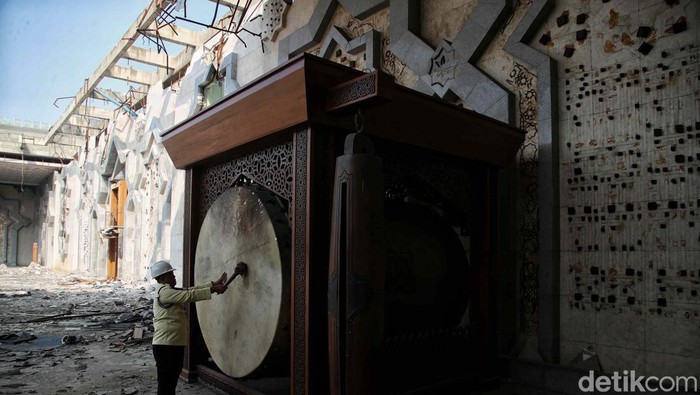 Terbakar 2 Tahun Lalu, Masjid Jakarta Islamic Center Belum Diperbaiki