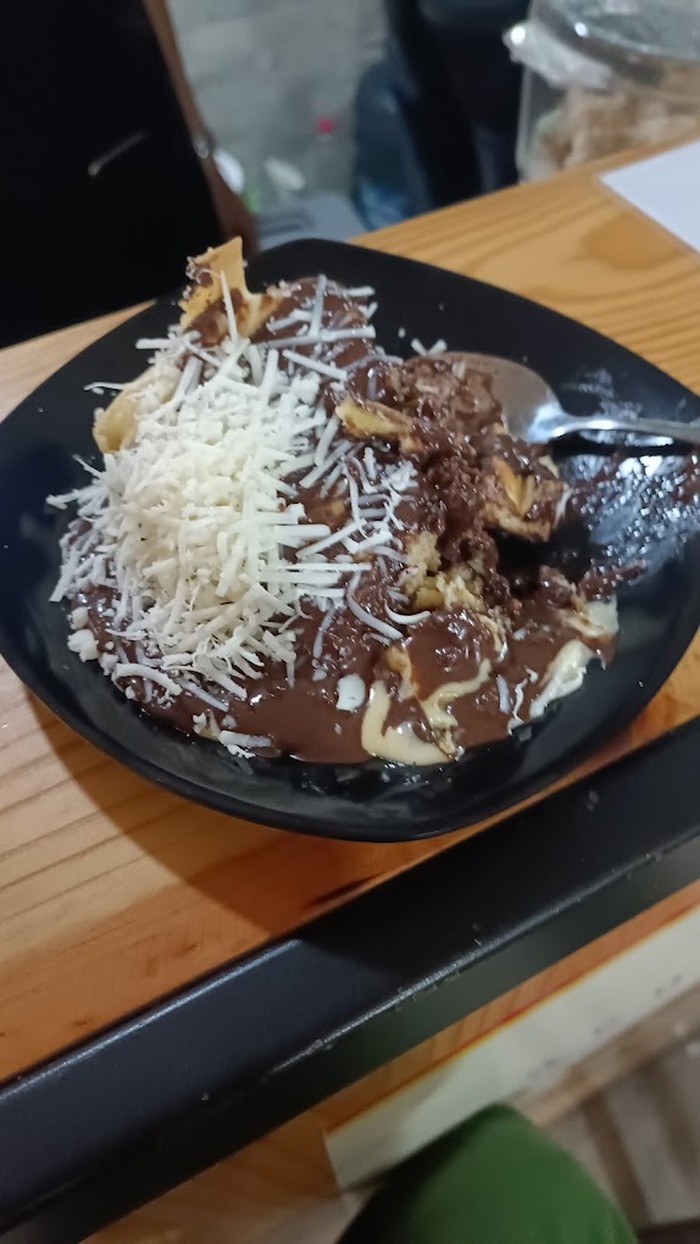 Manis Creamy! 20 Pancong Lumer dengan Aneka Topping